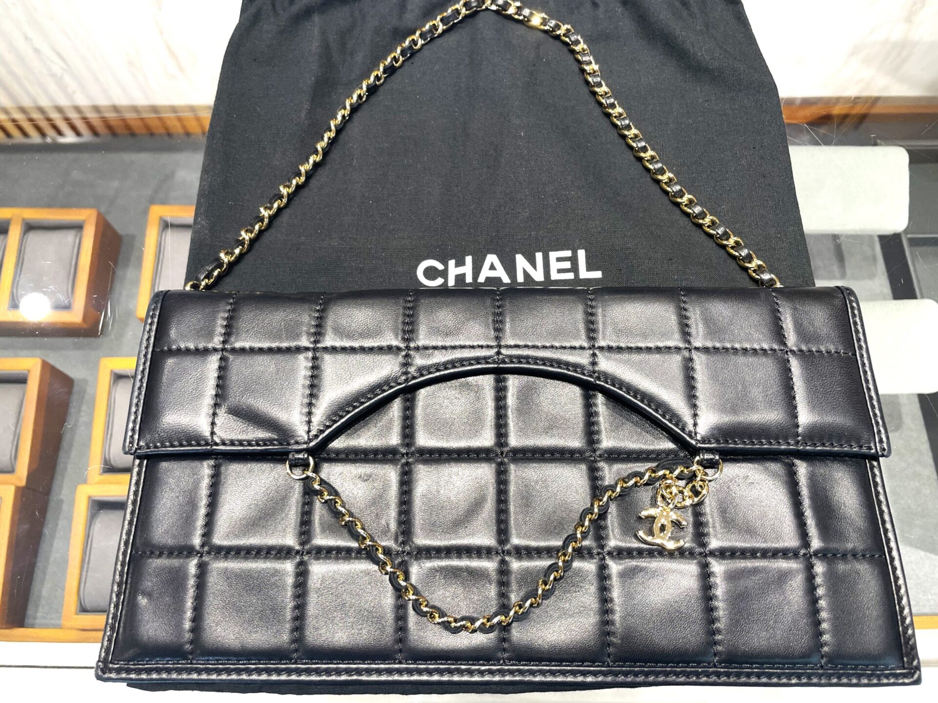 シャネル【CHANEL】チョコバー ラムスキン 3wayチェーン シャネル【CHANEL】チョコバー ラムスキン 3wayチェーン