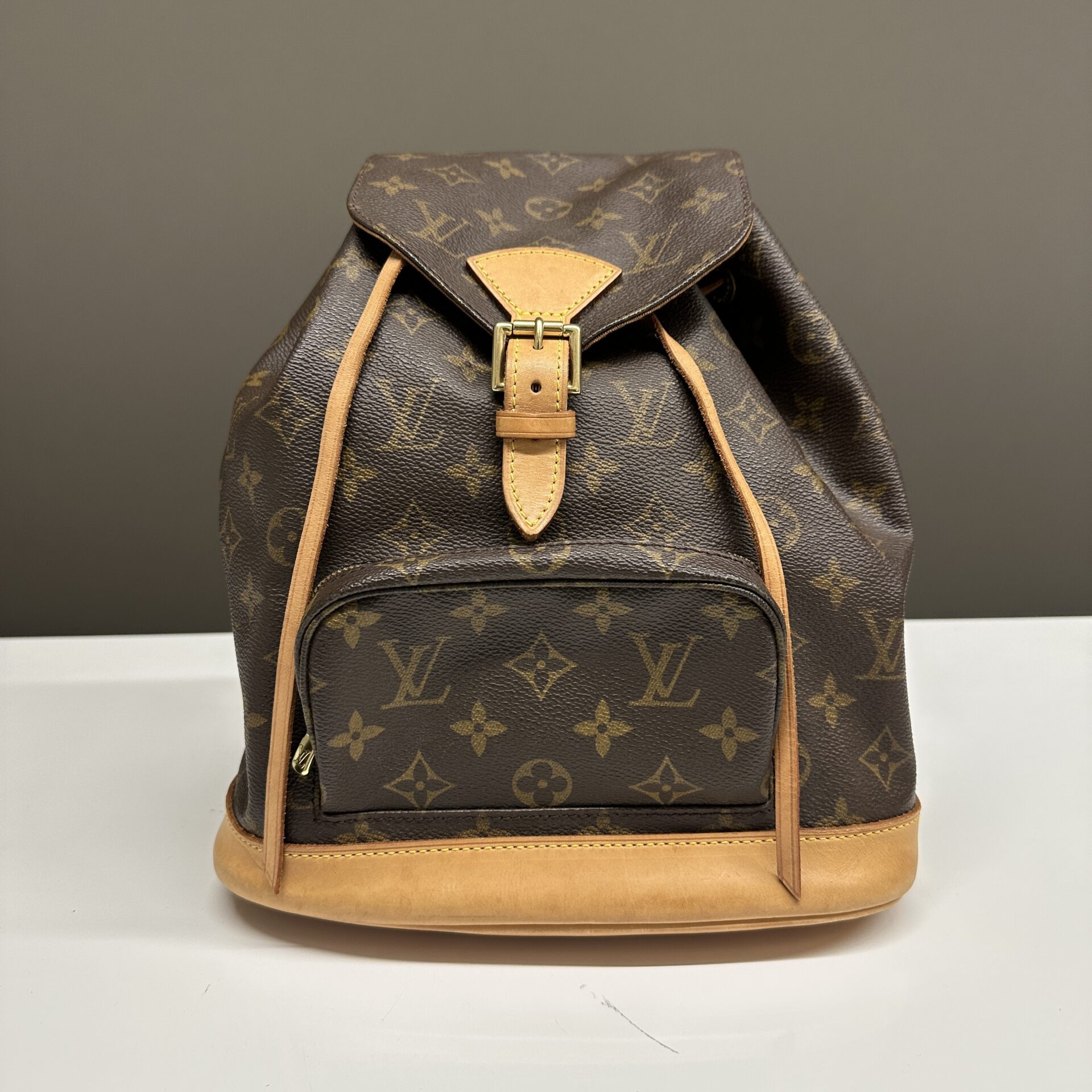 LOUIS VUITTON ルイヴィトン M51136 モンスリMMの買取・質預かり LOUIS VUITTON ルイヴィトン M51136 モンスリMMの買取・質預かり